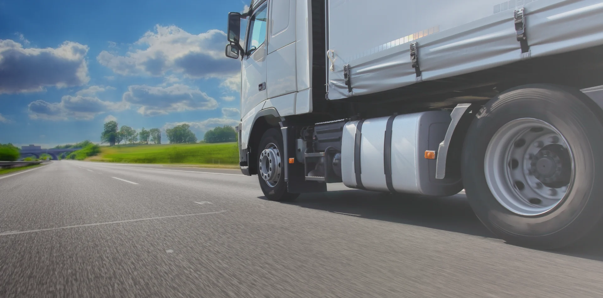 Vehicle Tracking & Fleet Management Solutions | RAM Tracking USA